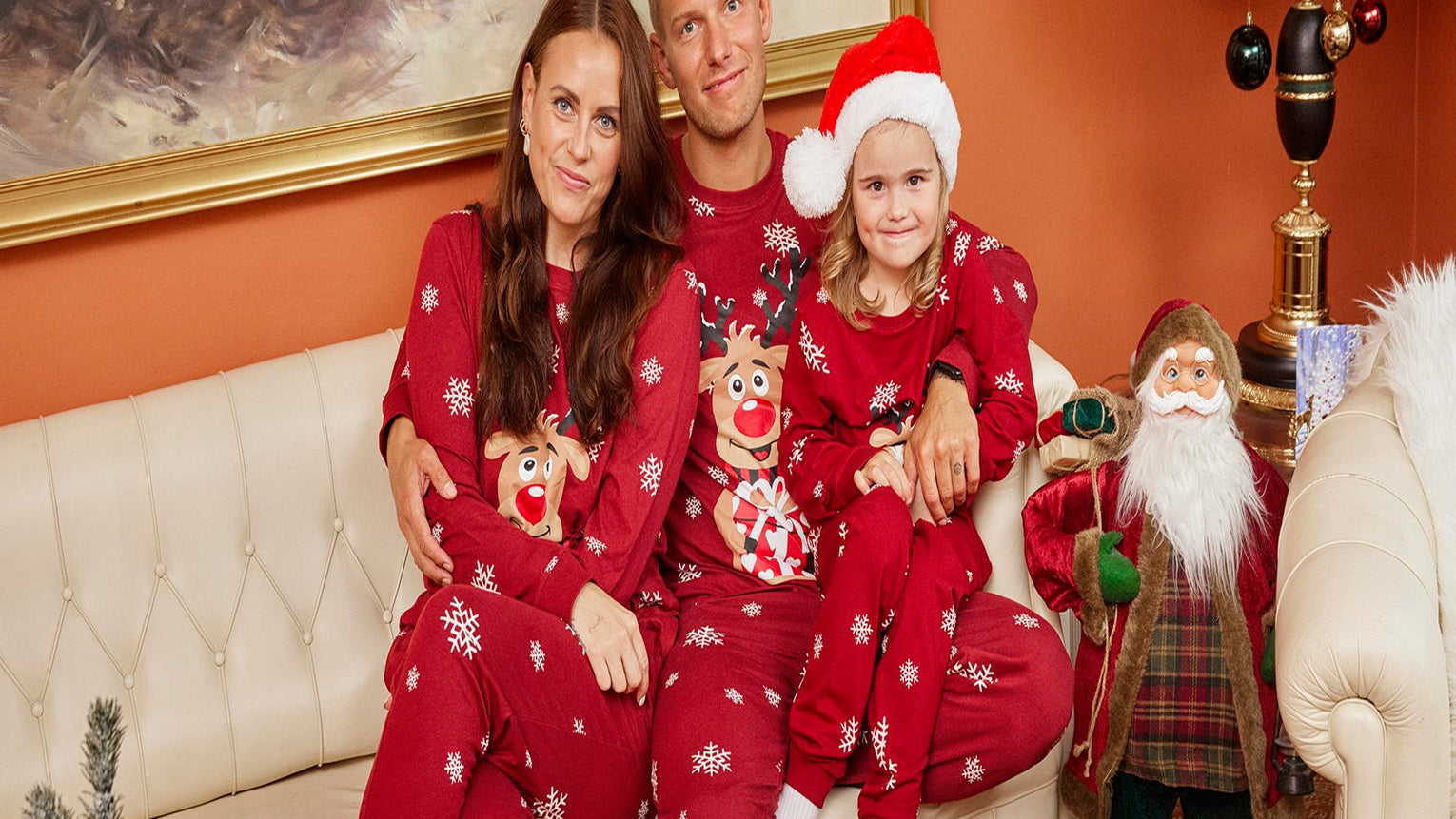How Christmas Is Celebrated in Spain - Traditions, Food, Parades and Dates